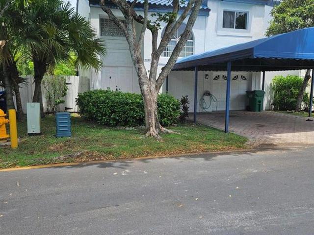 4 bedroom luxury Villa for sale in Miami, Florida