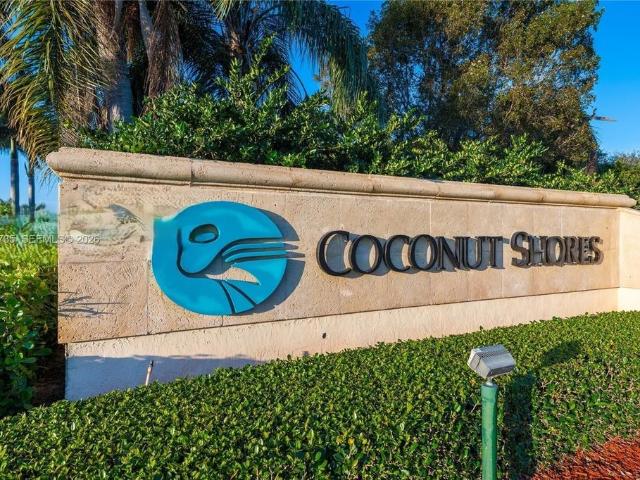 4 bedroom luxury Villa for sale in Miramar, Florida