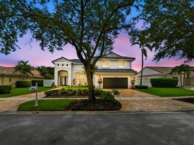 4 bedroom luxury Villa for sale in Miramar, Florida