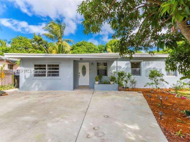 4 bedroom luxury Villa for sale in North Miami Beach, Florida