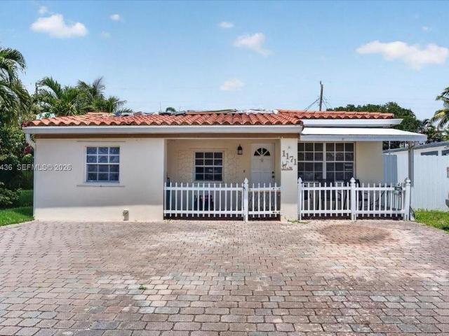 4 bedroom luxury Villa for sale in North Miami Beach, United States