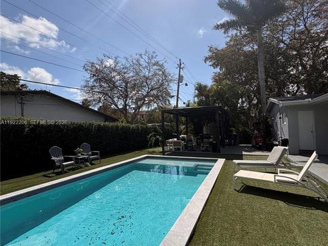 4 bedroom luxury Villa for sale in North Miami, Florida