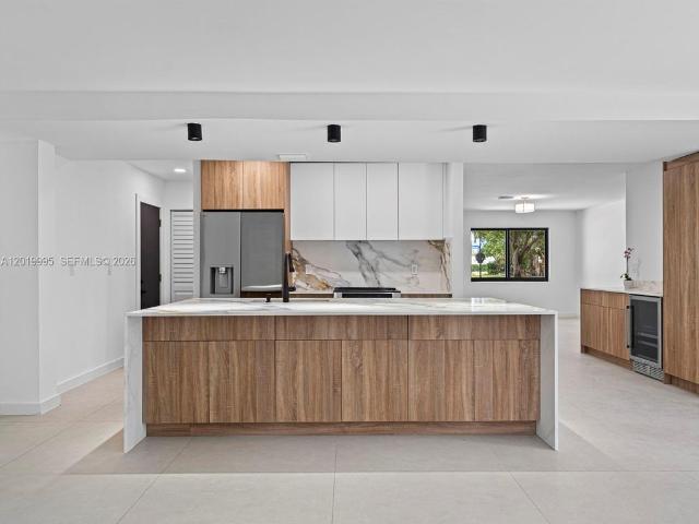4 bedroom luxury Villa for sale in North Palm Beach, Florida