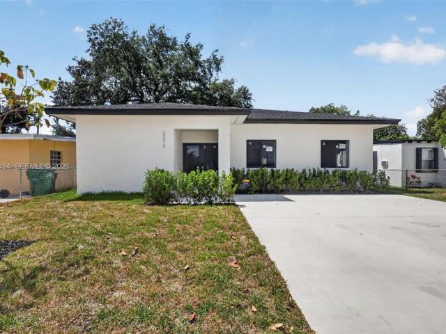 4 bedroom luxury Villa for sale in Opa locka North historical, Florida