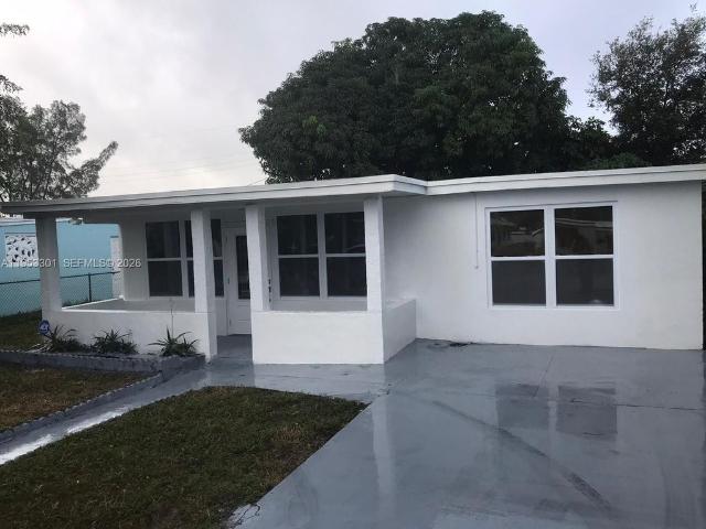 4 bedroom luxury Villa for sale in Opa locka North historical, United States