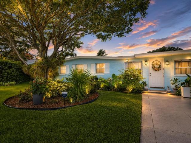 4 bedroom luxury Villa for sale in Aventura, Florida