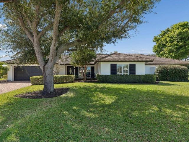 4 bedroom luxury Villa for sale in Boynton Beach, Florida