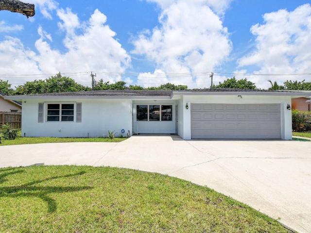 4 bedroom luxury Villa for sale in Boynton Beach, Florida