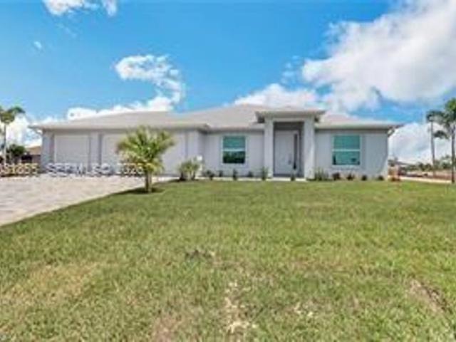 4 bedroom luxury Villa for sale in Cape Coral, Florida