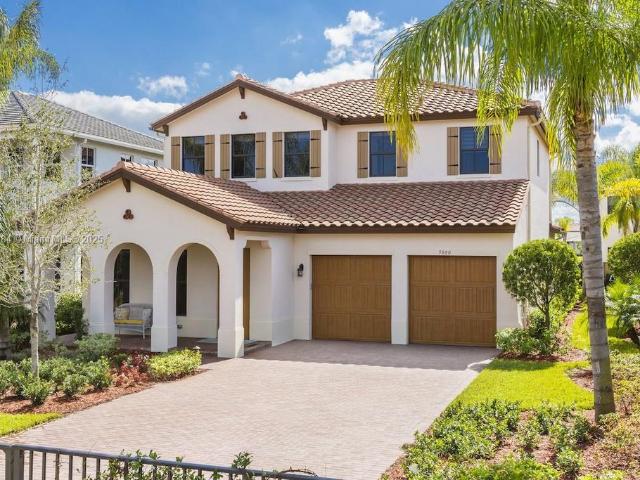 4 bedroom luxury Villa for sale in Cooper City, Florida