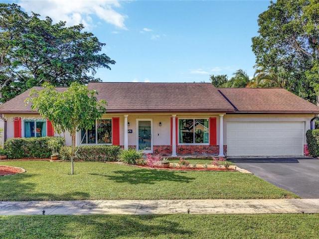4 bedroom luxury Villa for sale in Cooper City, Florida