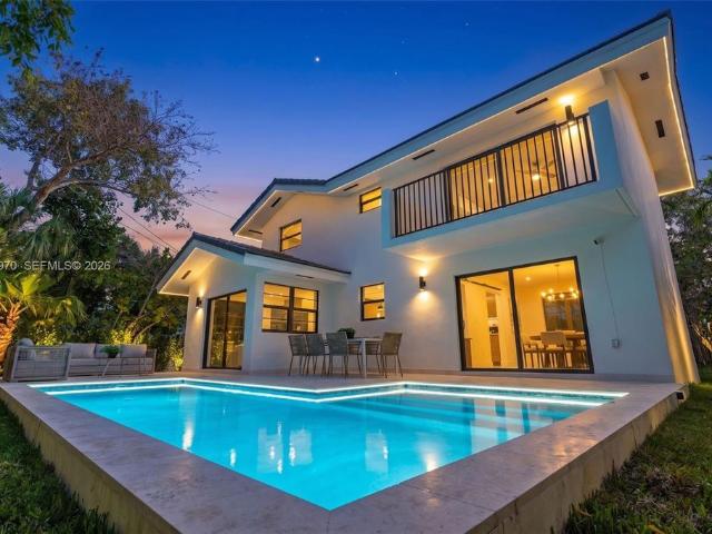 4 bedroom luxury Villa for sale in Coral Gables, Florida
