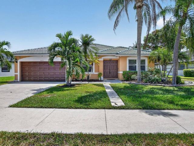4 bedroom luxury Villa for sale in Coral Springs, Florida