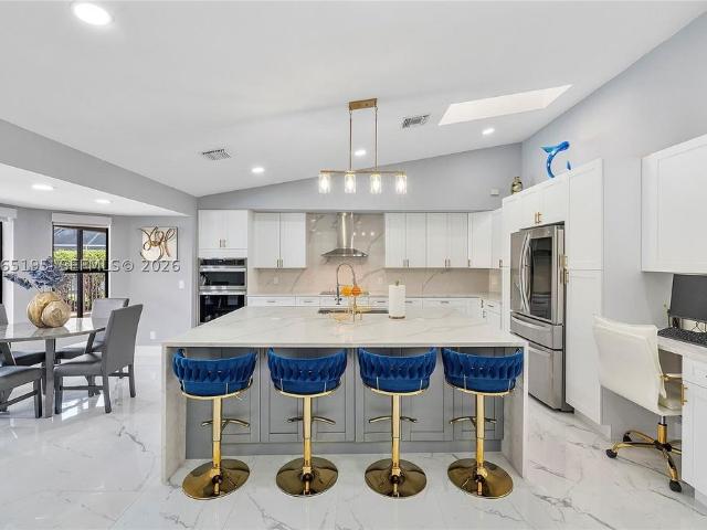 4 bedroom luxury Villa for sale in Coral Springs, United States