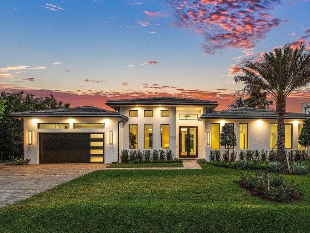 4 bedroom luxury Villa for sale in Delray Beach, Florida