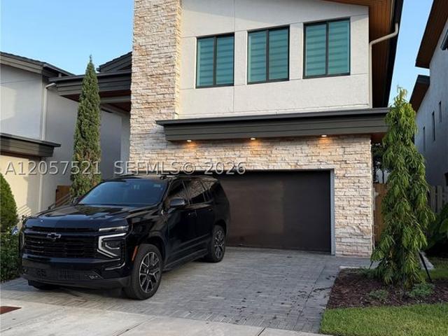 4 bedroom luxury Villa for sale in Doral, United States