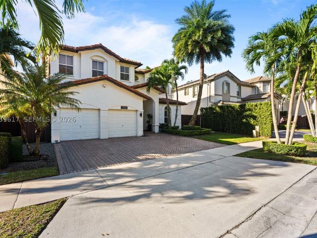 4 bedroom luxury Villa for sale in Doral, United States