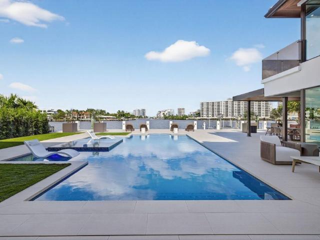 4 bedroom luxury Villa for sale in Fort Lauderdale, Florida