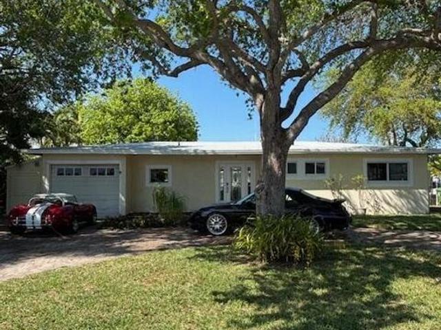 4 bedroom luxury Villa for sale in Fort Lauderdale, Florida