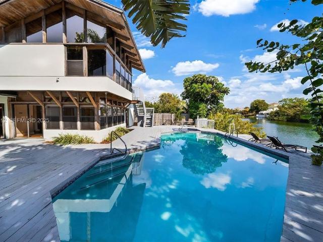 4 bedroom luxury Villa for sale in Fort Lauderdale, Florida