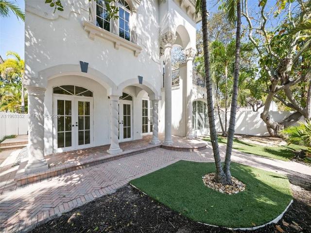 4 bedroom luxury Villa for sale in Fort Lauderdale, Florida