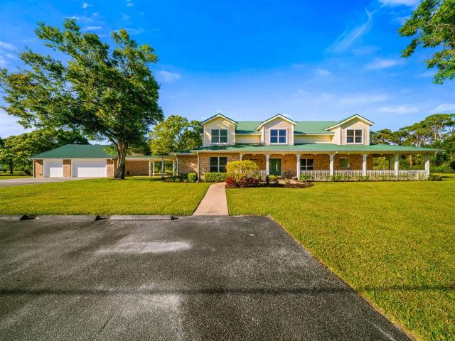 4 bedroom luxury Villa for sale in Fort Pierce, Florida