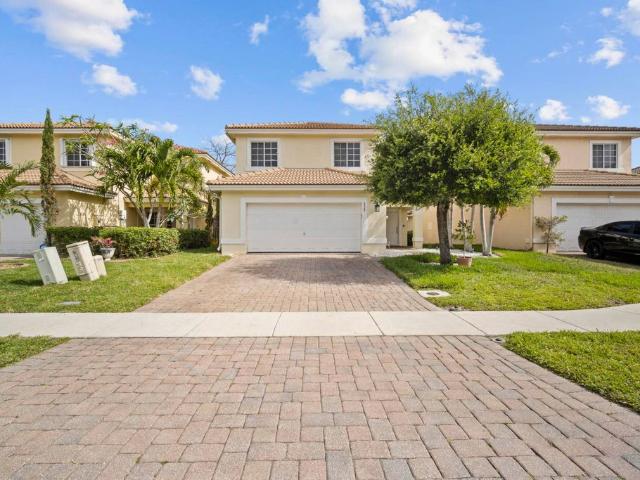4 bedroom luxury Villa for sale in Greenacres City, Florida
