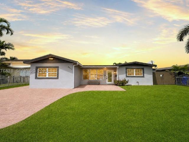 4 bedroom luxury Villa for sale in Hollywood, United States