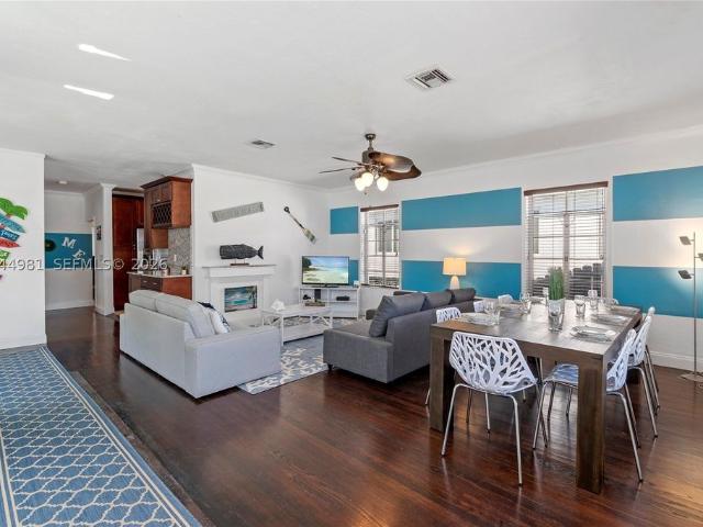 4 bedroom luxury Villa for sale in Hollywood, Florida