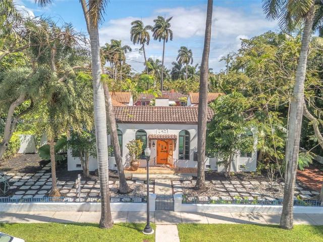 4 bedroom luxury Villa for sale in Hollywood, Florida