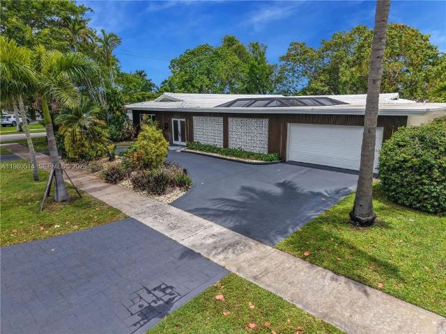 4 bedroom luxury Villa for sale in Hollywood, Florida