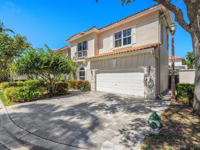 4 bedroom luxury Villa for sale in Hollywood, Florida
