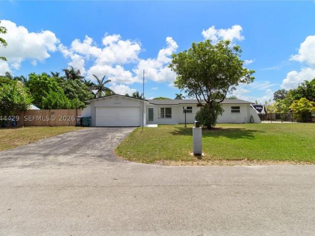 4 bedroom luxury Villa for sale in Homestead, Florida