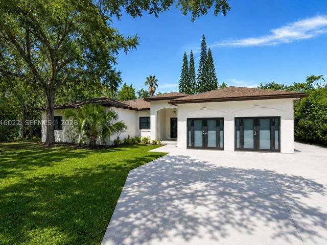 4 bedroom luxury Villa for sale in Homestead, Florida