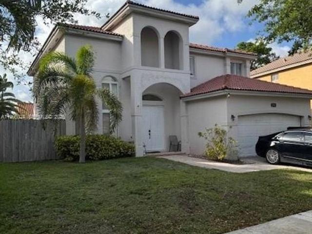 4 bedroom luxury Villa for sale in Homestead, Florida
