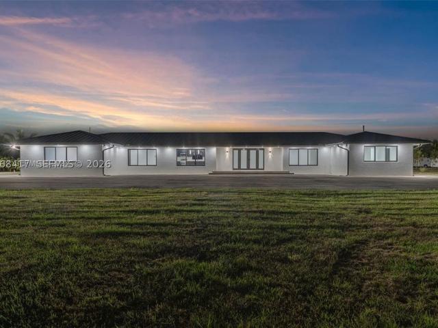 4 bedroom luxury Villa for sale in Homestead, Florida