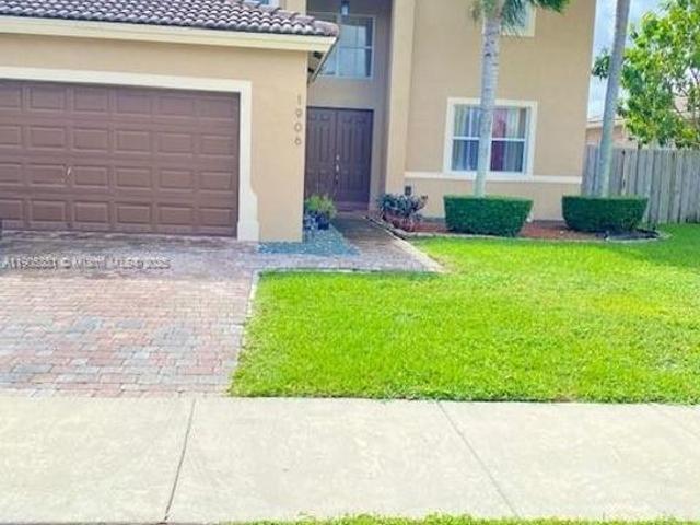 4 bedroom luxury Villa for sale in Homestead, Florida