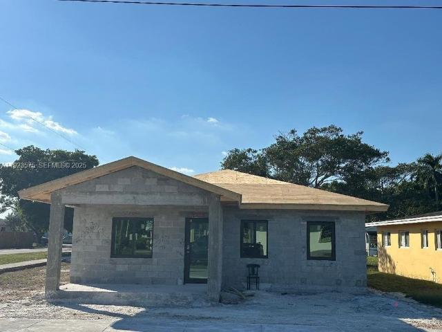 4 bedroom luxury Villa for sale in Homestead, Florida