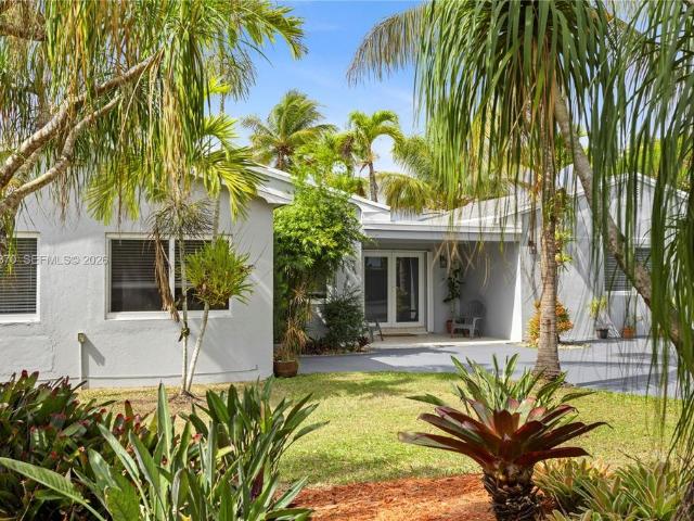 4 bedroom luxury Villa for sale in Homestead, Florida