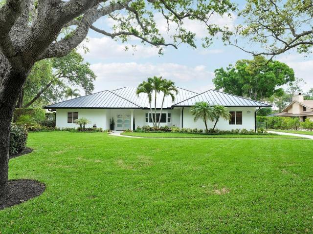 4 bedroom luxury Villa for sale in Jupiter, Florida