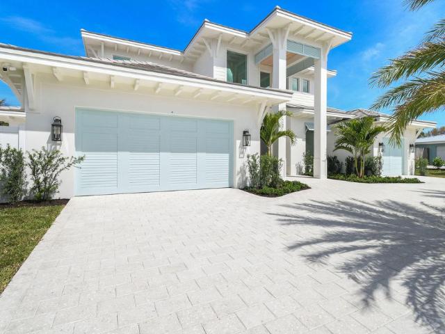 4 bedroom luxury Villa for sale in Jupiter, Florida