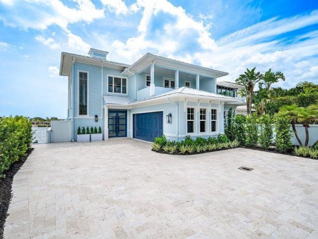 4 bedroom luxury Villa for sale in Jupiter, Florida