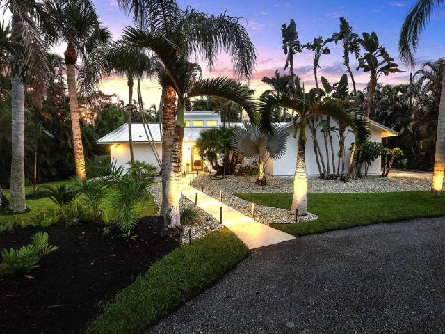 4 bedroom luxury Villa for sale in Jupiter, Florida