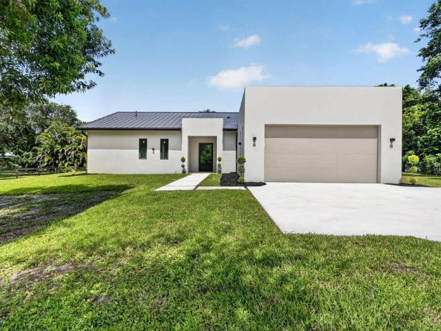 4 bedroom luxury Villa for sale in Lake Worth, Florida