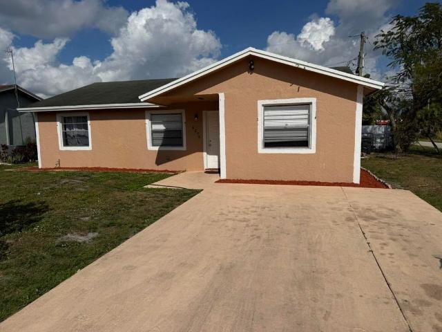 4 bedroom luxury Villa for sale in Lake Worth, United States
