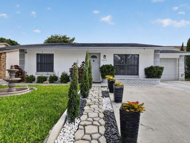 4 bedroom luxury Villa for sale in Lake Worth, United States