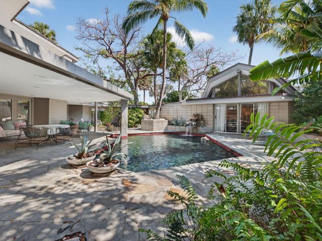 4 bedroom luxury Villa for sale in Lauderdale by the sea, Florida