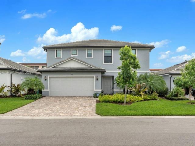 4 bedroom luxury Villa for sale in Lauderdale Lakes, Florida