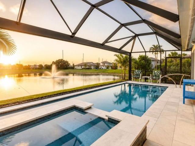 4 bedroom luxury Villa for sale in Lauderdale Lakes, United States