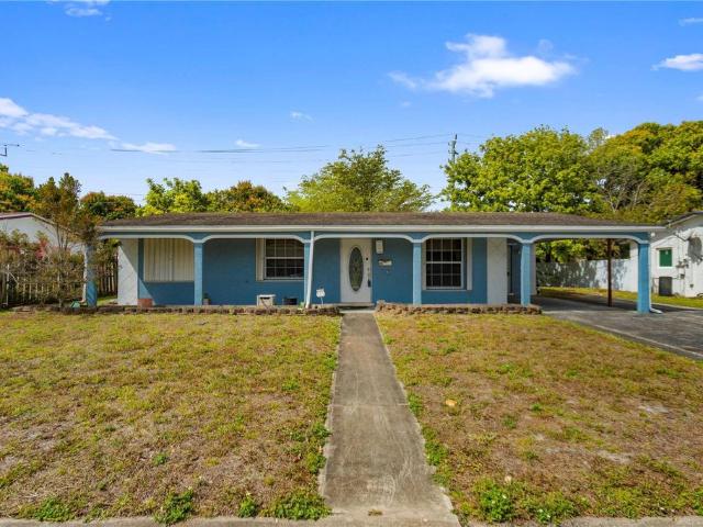 4 bedroom luxury Villa for sale in Lauderhill, Florida